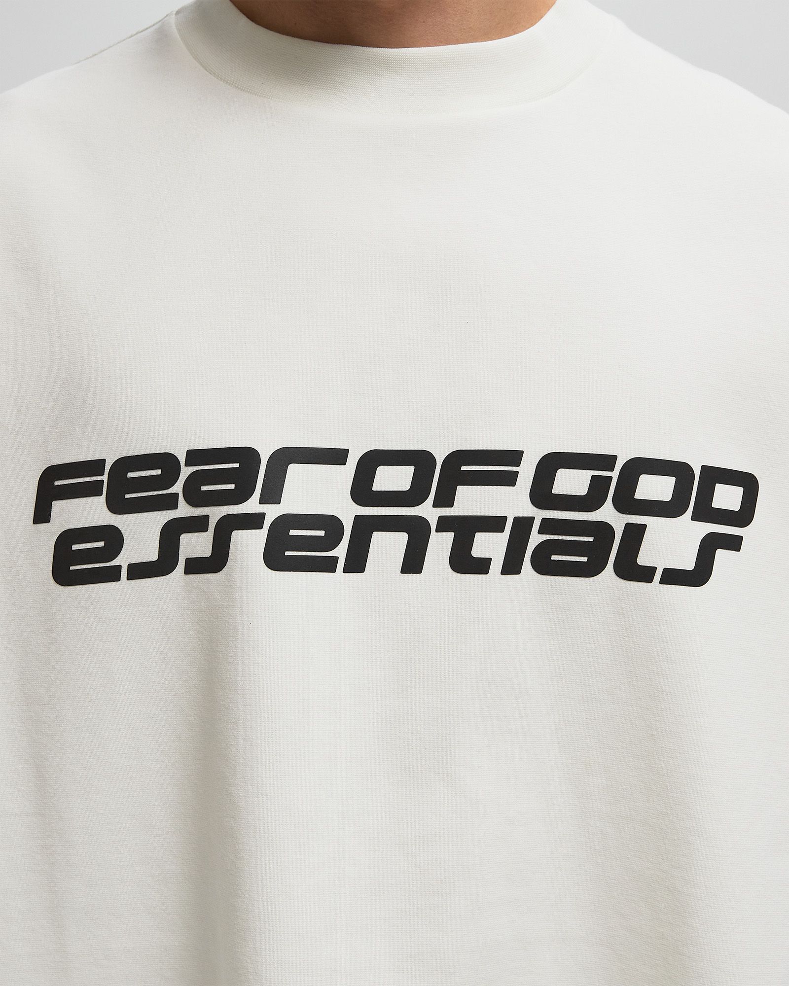 Fear of God Essentials 90'S SHORT SLEEVE TEE White | BSTN Store