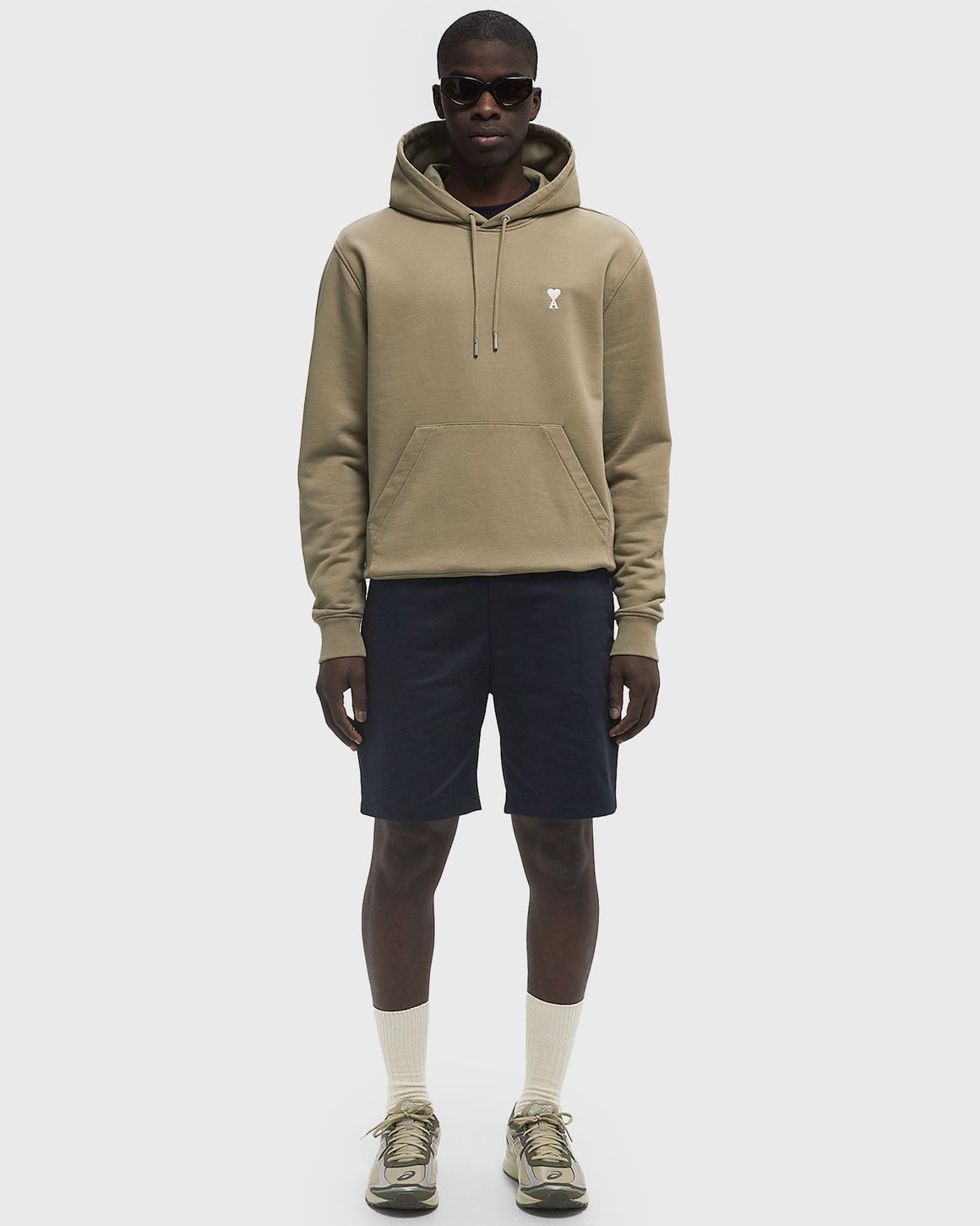 AMI Paris CLASSIC AMI DE COEUR HOODIE Brown | BSTN Store AMI Paris CLASSIC AMI DE COEUR HOODIE Brown | BSTN Store