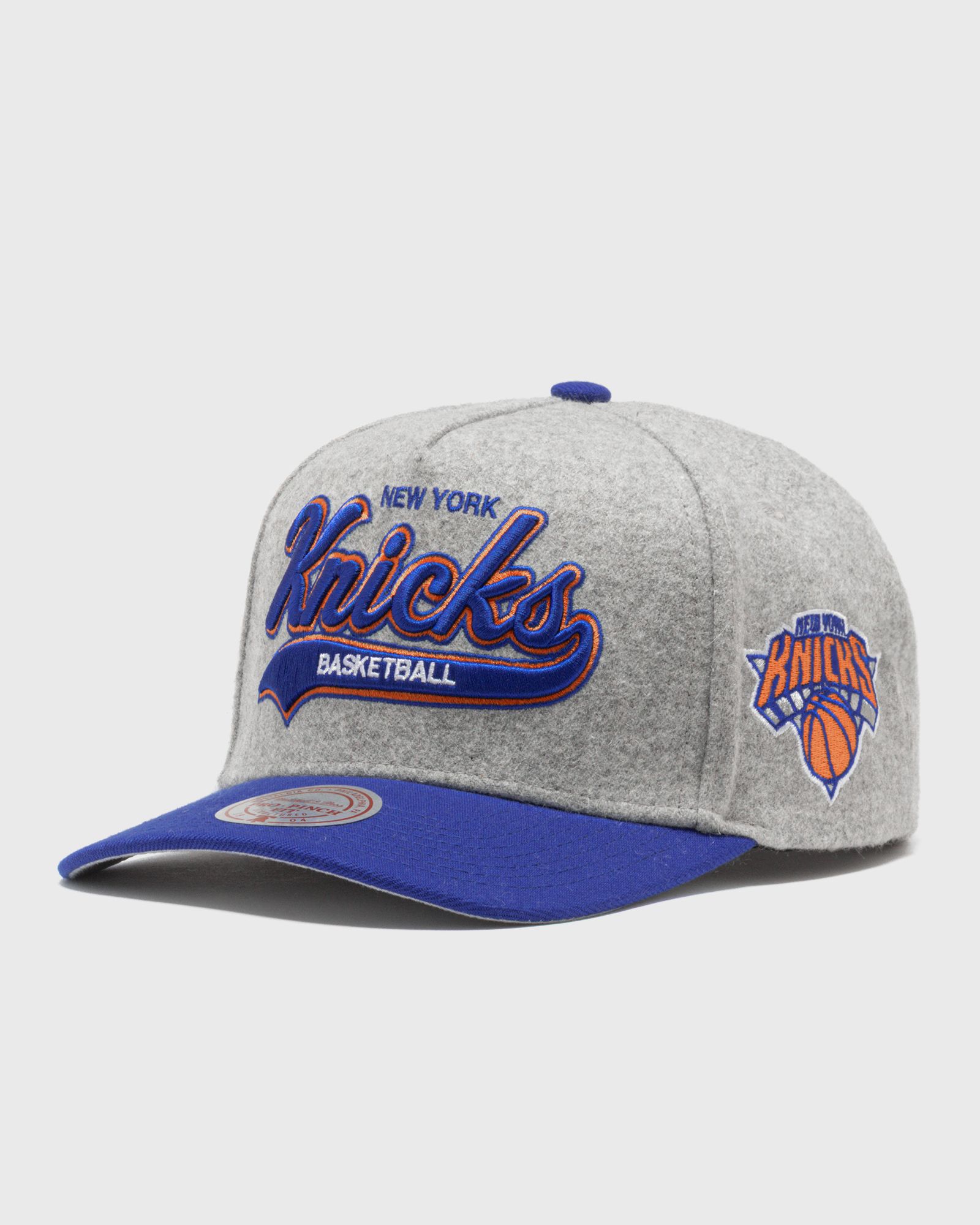 Mitchell & Ness NBA TAILSWEEPS PRO SNAPBACK NEW YORK KNICKS Grey | BSTN ...