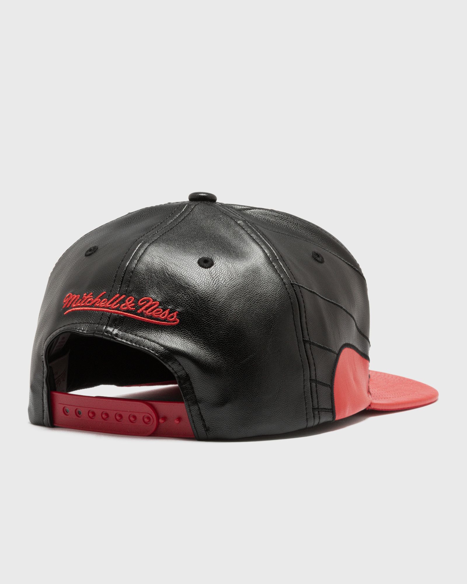 Mitchell & Ness NBA DAY 12 SNAPBACK CHICAGO BULLS Black | BSTN Store
