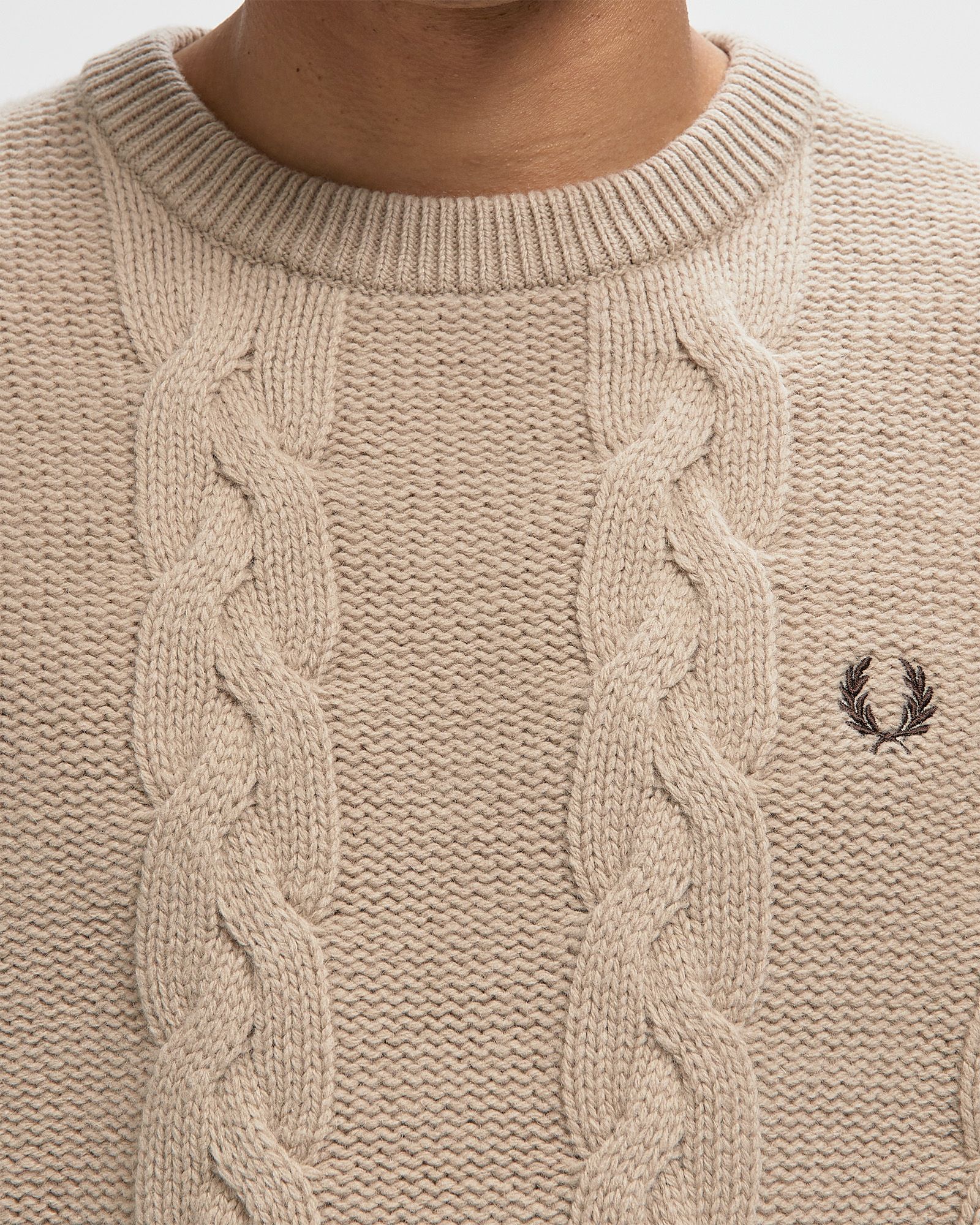 Fred Perry CHUNKY CABLE KNIT JUMPER Beige | BSTN Store