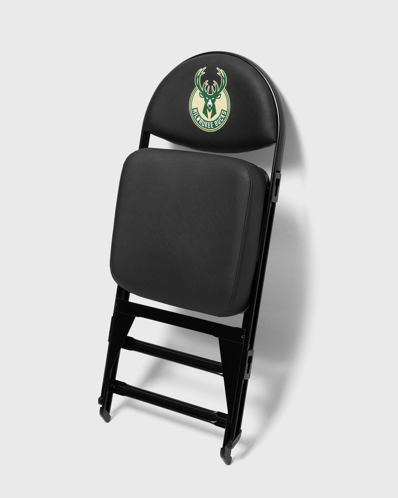 Spec Seats Milwaukee Bucks Official NBA Courtside Folding Chair Black ...