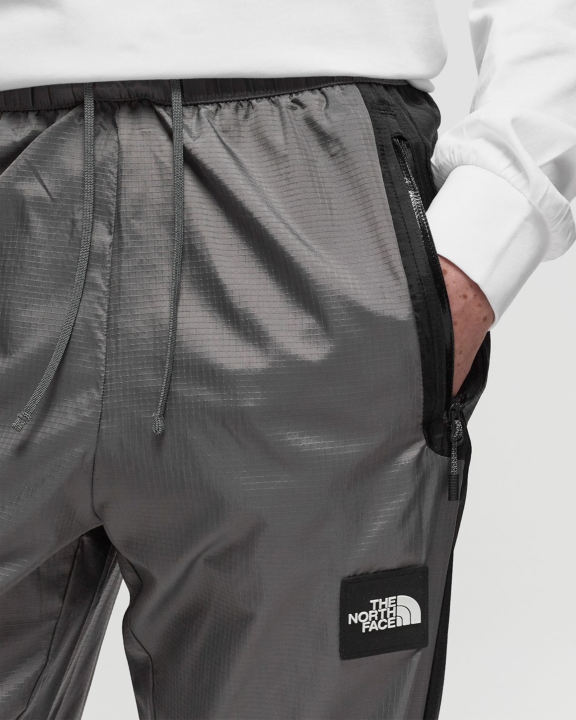 The North Face M WIND SHELL PANT Grey SMOKED PEARL TNF BLACK