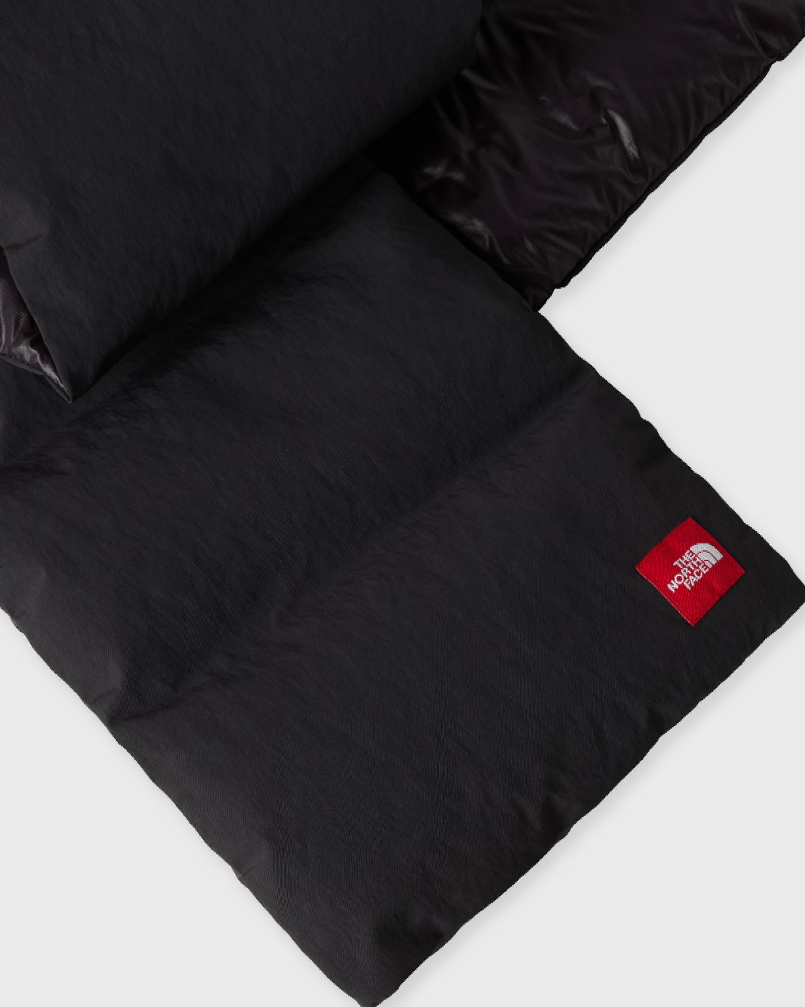 The North Face TNF Red Box Down Scarf Black | BSTN Store