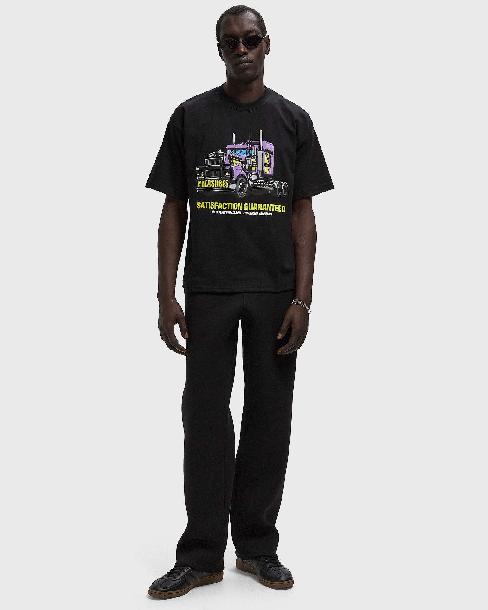 Pleasures BIG LOAD T-SHIRT Black | BSTN Store