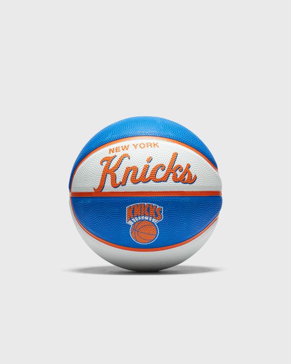 WILSON NBA TEAM RETRO NY KNICKS MINI BASKETBALL Blue | BSTN Store