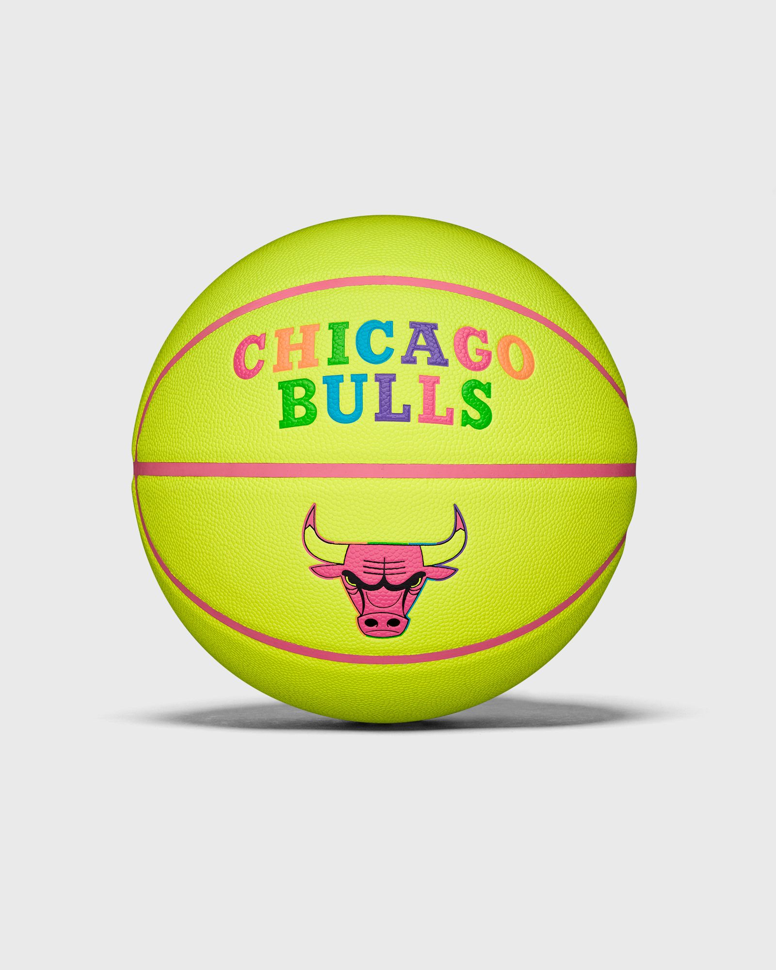 WILSON NBA TEAM NEON BASKETBALL CHICAGO BULLS SIZE 7 Yellow | BSTN Store